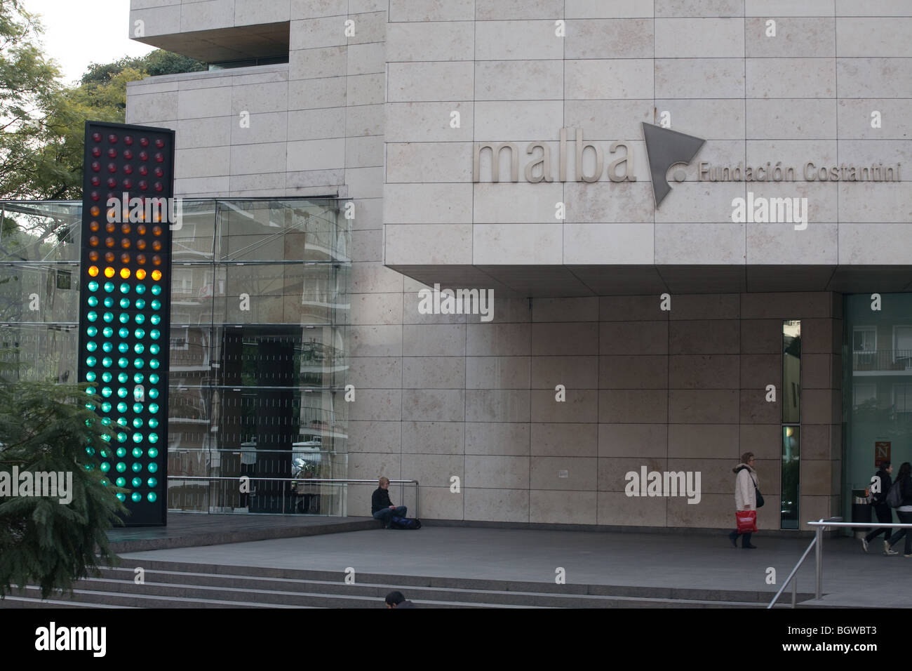 Malba museo de arte latinoamericano de buenos aires hi-res stock ...