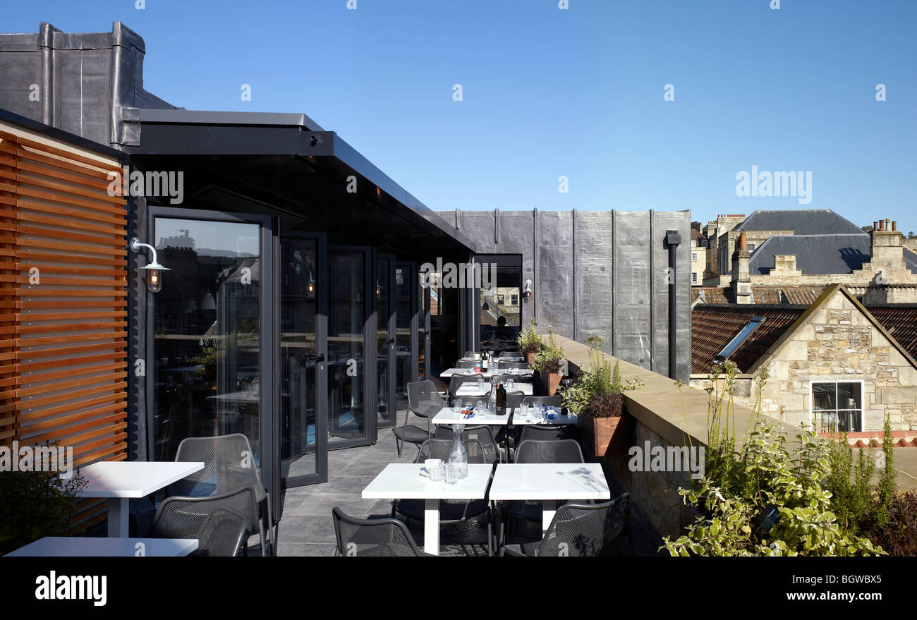 Jamie oliver italian bath hi-res stock photography and images - Alamy