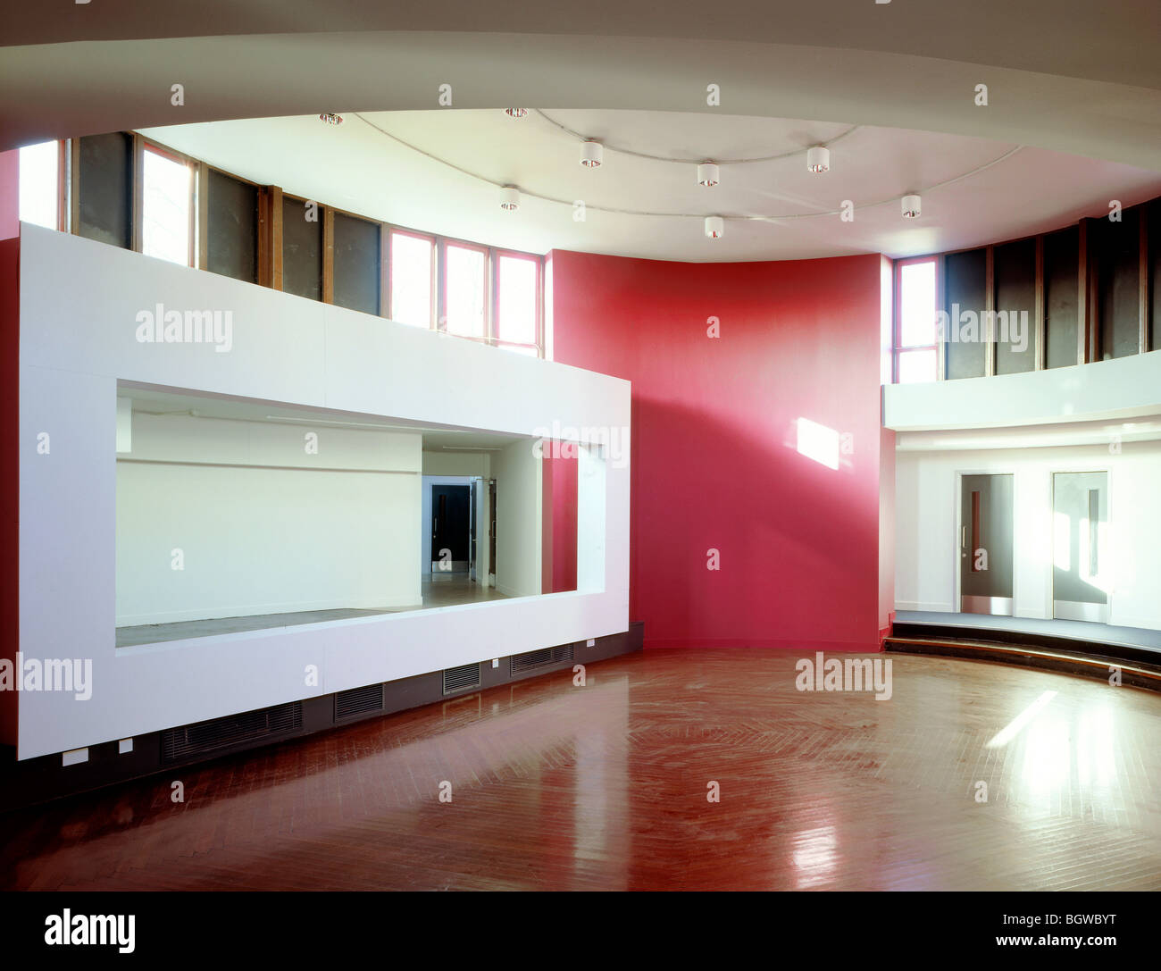 THE ROTUNDA, SLOUGH, UNITED KINGDOM, SURFACE TO AIR ARCHITECTS Stock ...