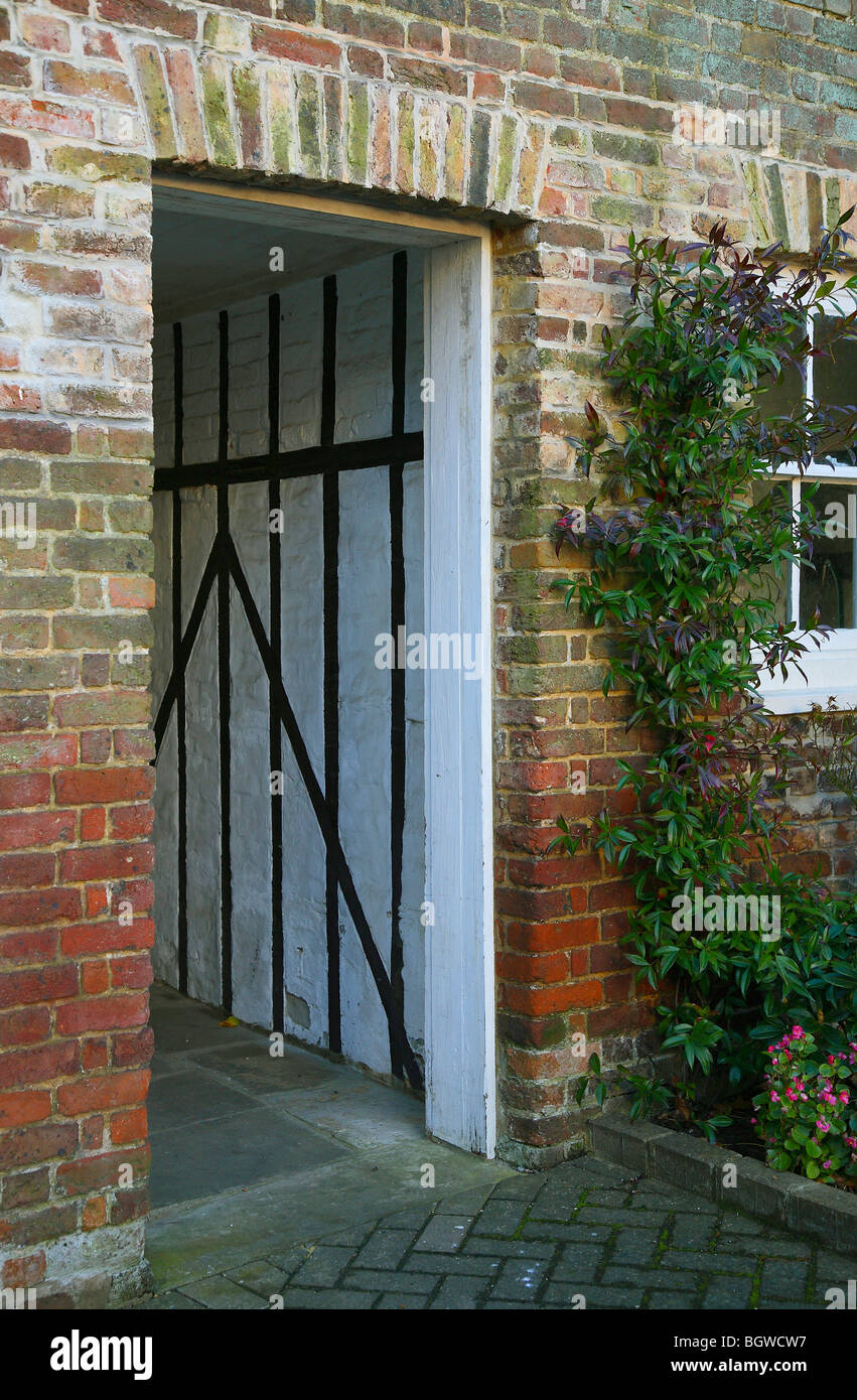 HADLEY HOUSE, LONDON, UNITED KINGDOM, THOMAS GLISZCZYNSKI ARCHITECTS ...