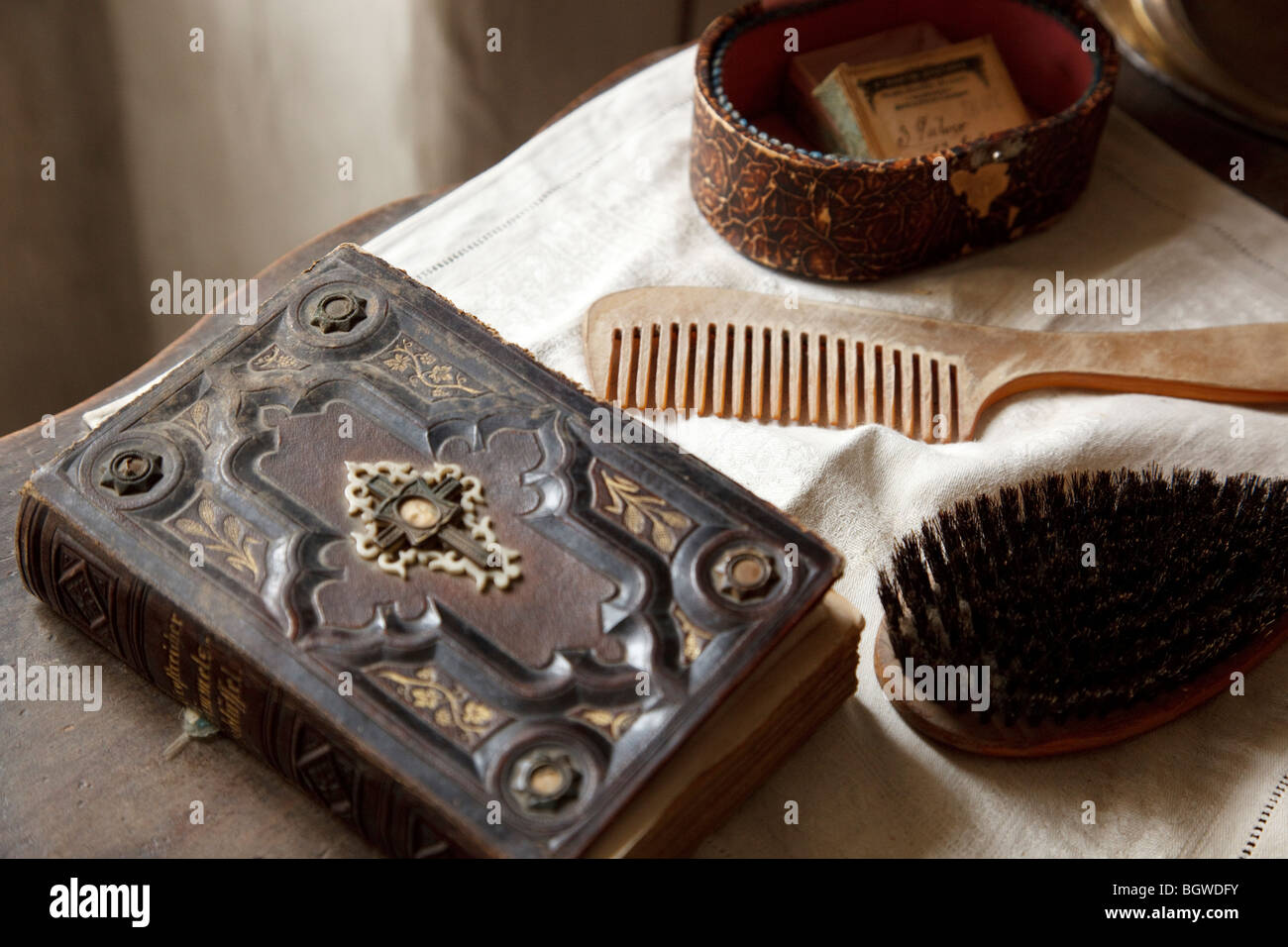 bible - still life Stock Photo - Alamy
