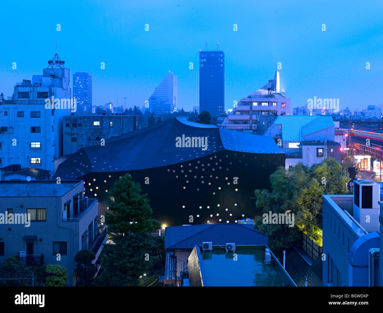 Koenji high hi-res stock photography and images - Alamy