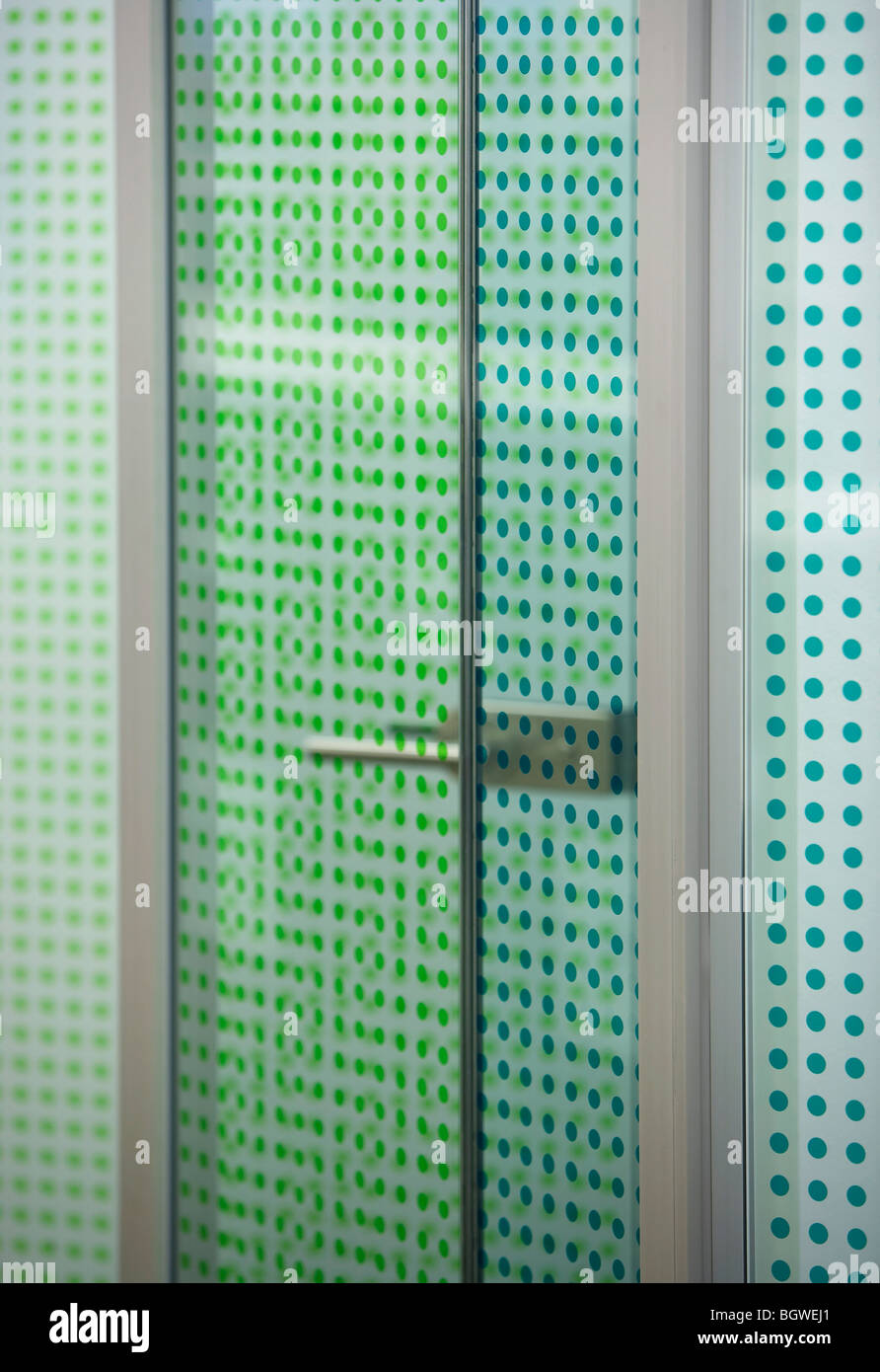 Guardian glass hi-res stock photography and images - Alamy