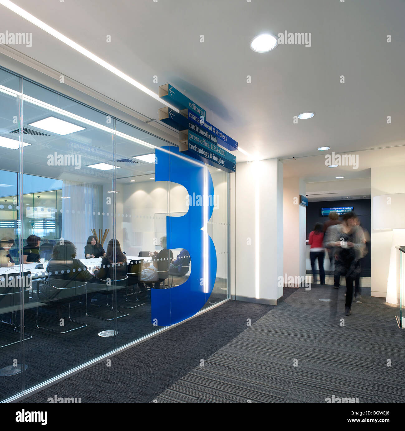 The guardian newspaper interior hi-res stock photography and images - Alamy