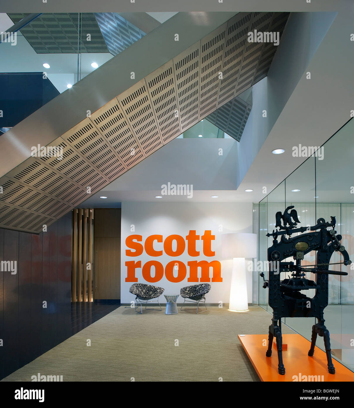 guardian offices kings place, open space under staircase with sculpture ...