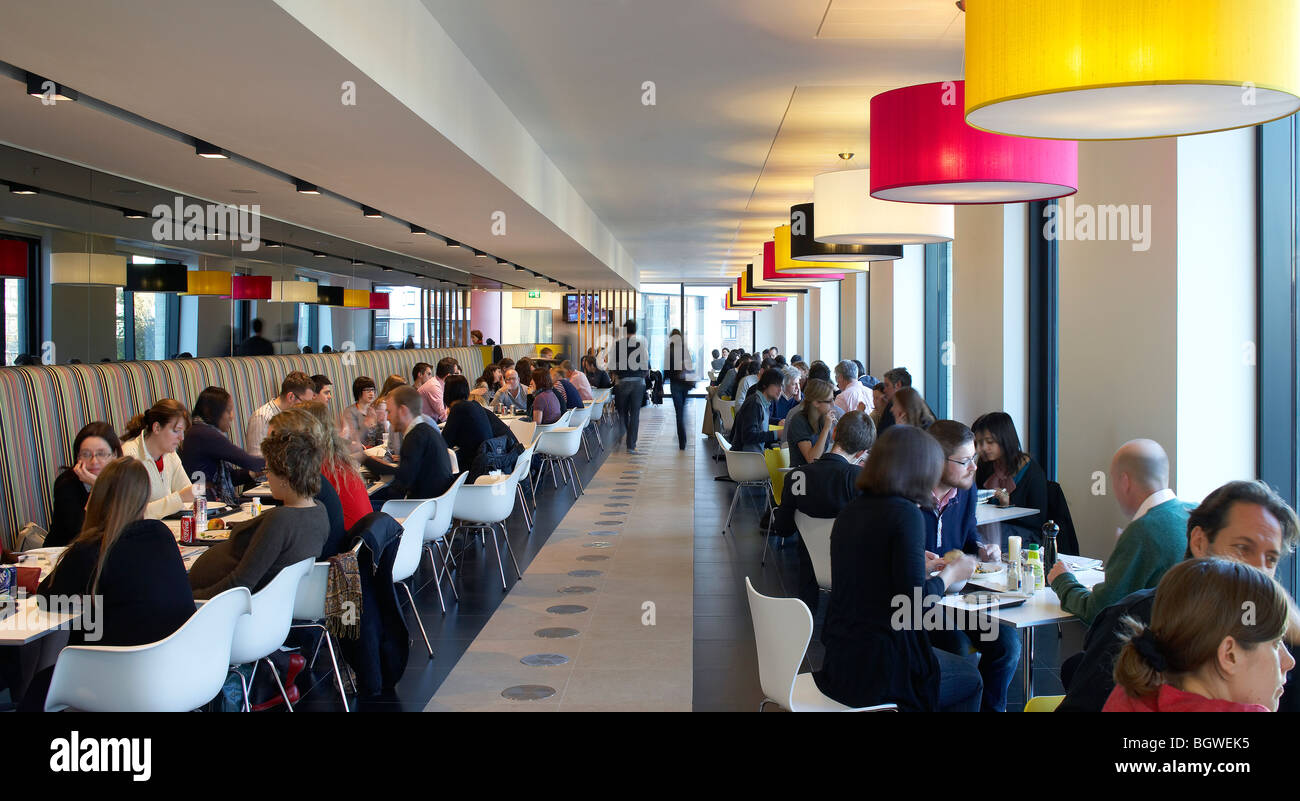 guardian offices kings place, view of cafe Stock Photo - Alamy