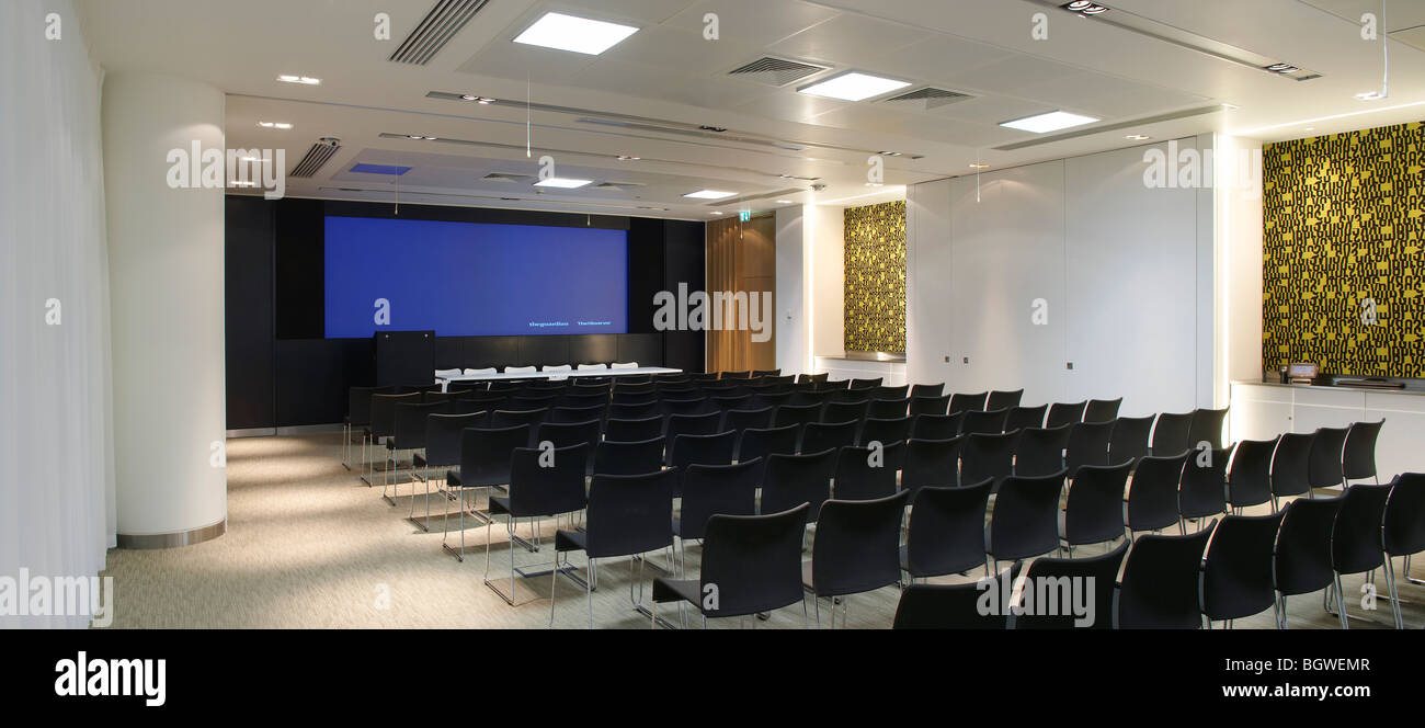 Kings place theatre hi-res stock photography and images - Alamy