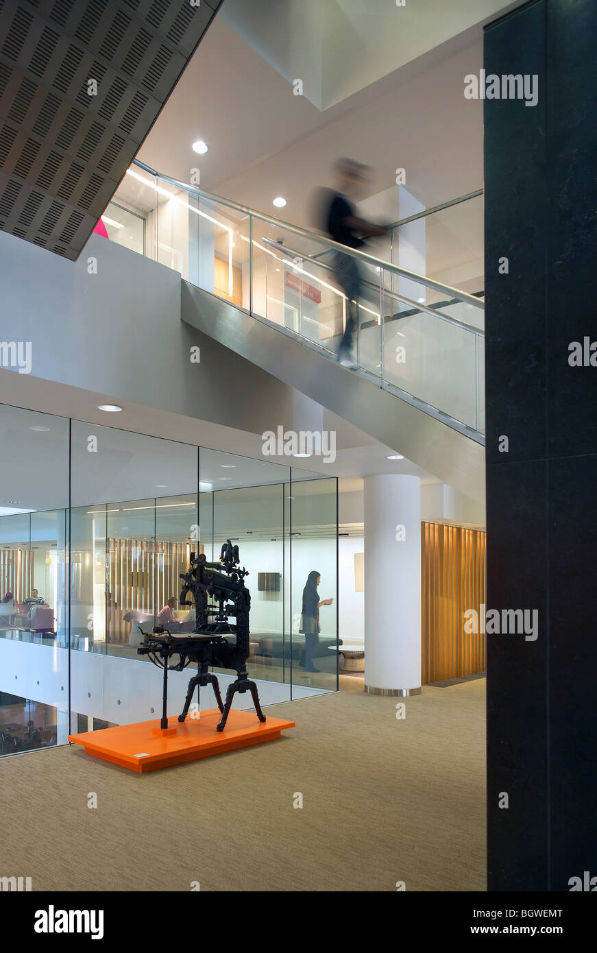 guardian offices kings place, corridor with sculpture Stock Photo - Alamy