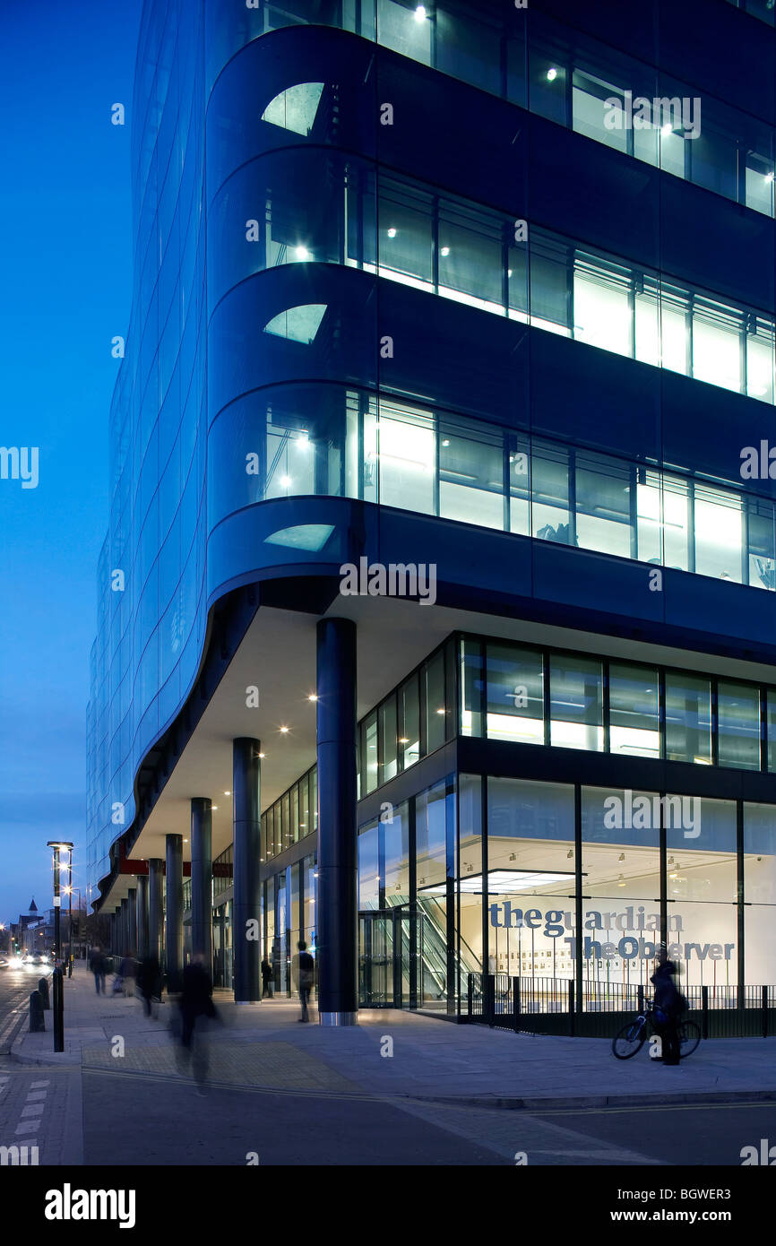 guardian offices kings place, exterior at dusk Stock Photo - Alamy