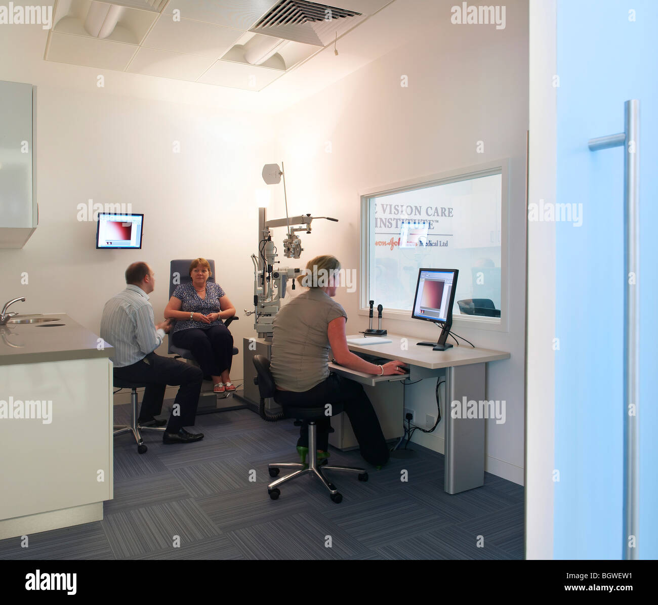 JOHNSON & JOHNSON MEDICAL LTD, WOKINGHAM, UNITED KINGDOM, TP BENNETT ...