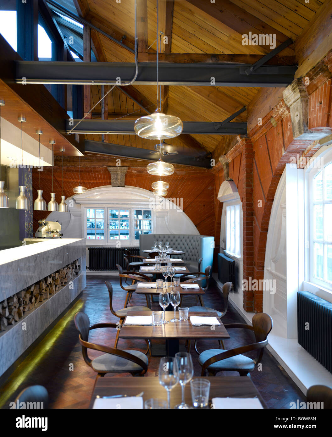 London east street restaurant hi-res stock photography and images - Alamy