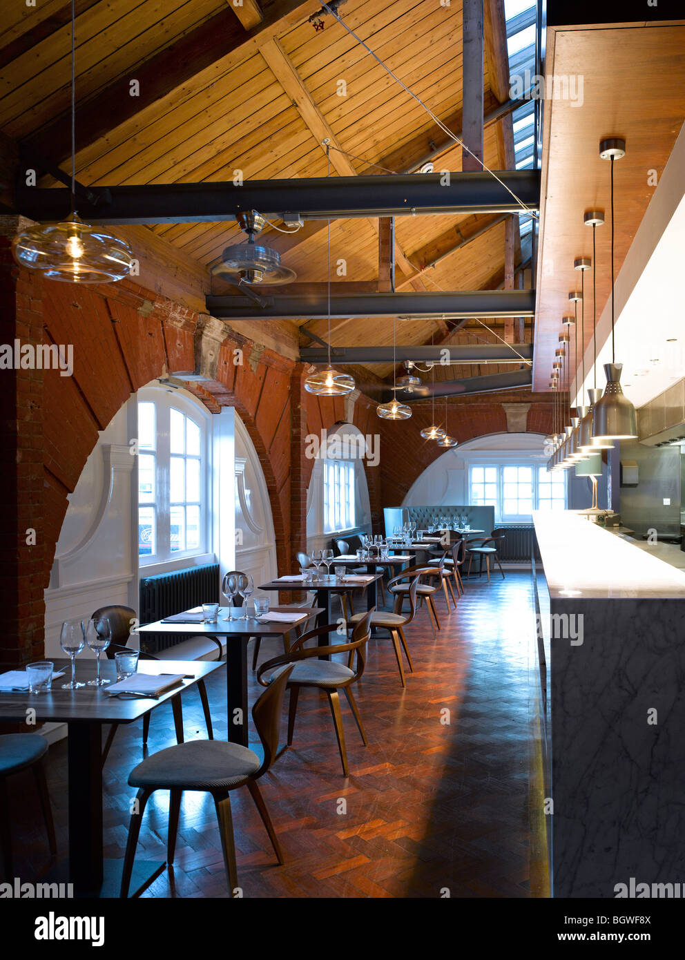 THE LUXE RESTAURANT, LONDON, UNITED KINGDOM, UNITED DESIGNERS Stock ...