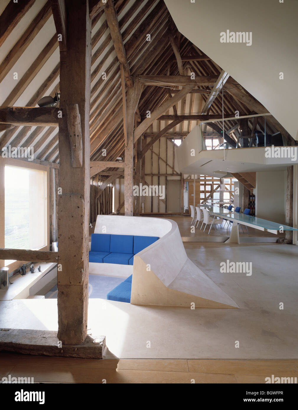PHEASANT BARN [BARN CONVERSION], FAVERSHAM, UNITED KINGDOM, CIRCUS ...