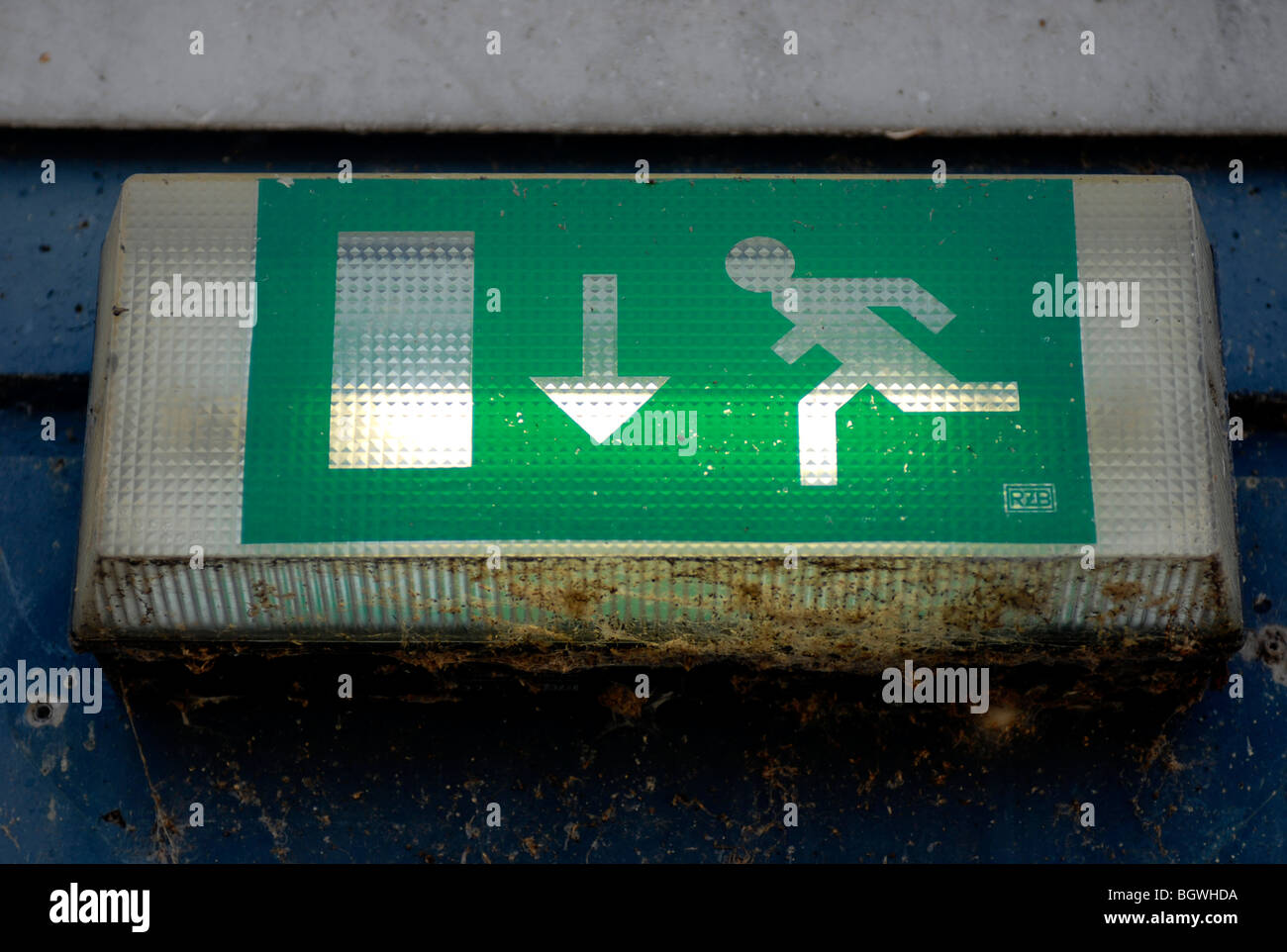 Emergency exit signs hi-res stock photography and images - Alamy