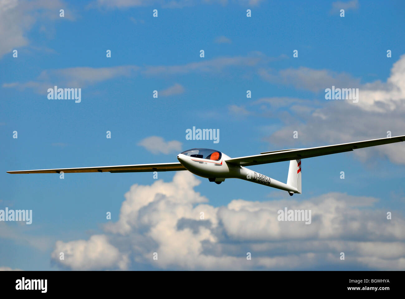 Model take off hi-res stock photography and images - Alamy