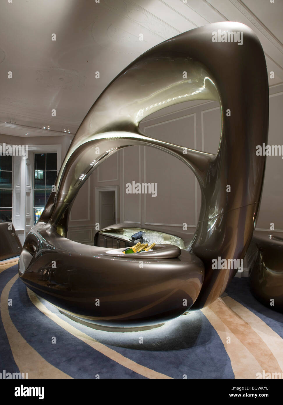 HOME HOUSE MEMBERS BAR, LONDON, UNITED KINGDOM, ZAHA HADID Stock Photo ...