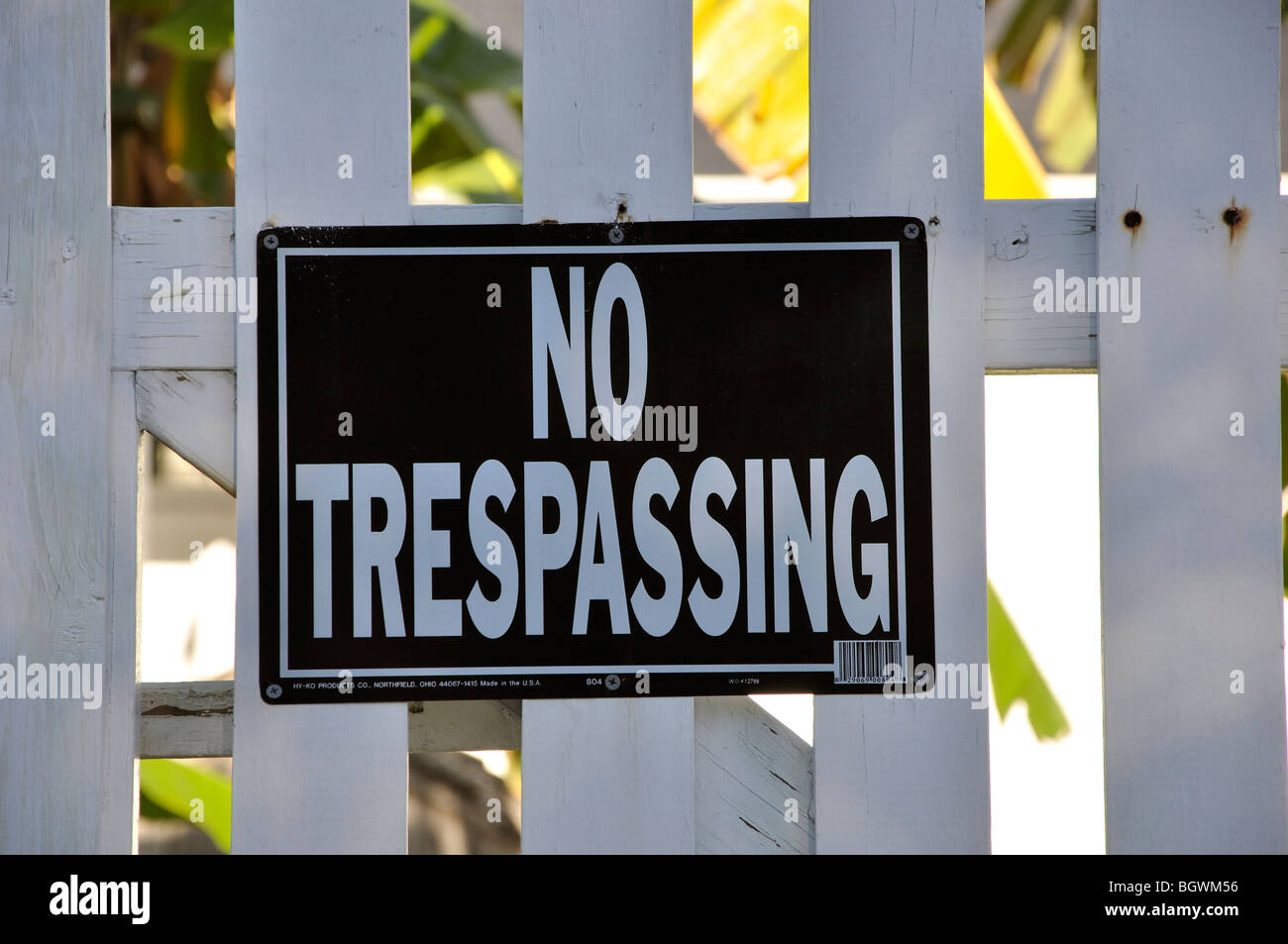 No Trespassing sign Stock Photo - Alamy
