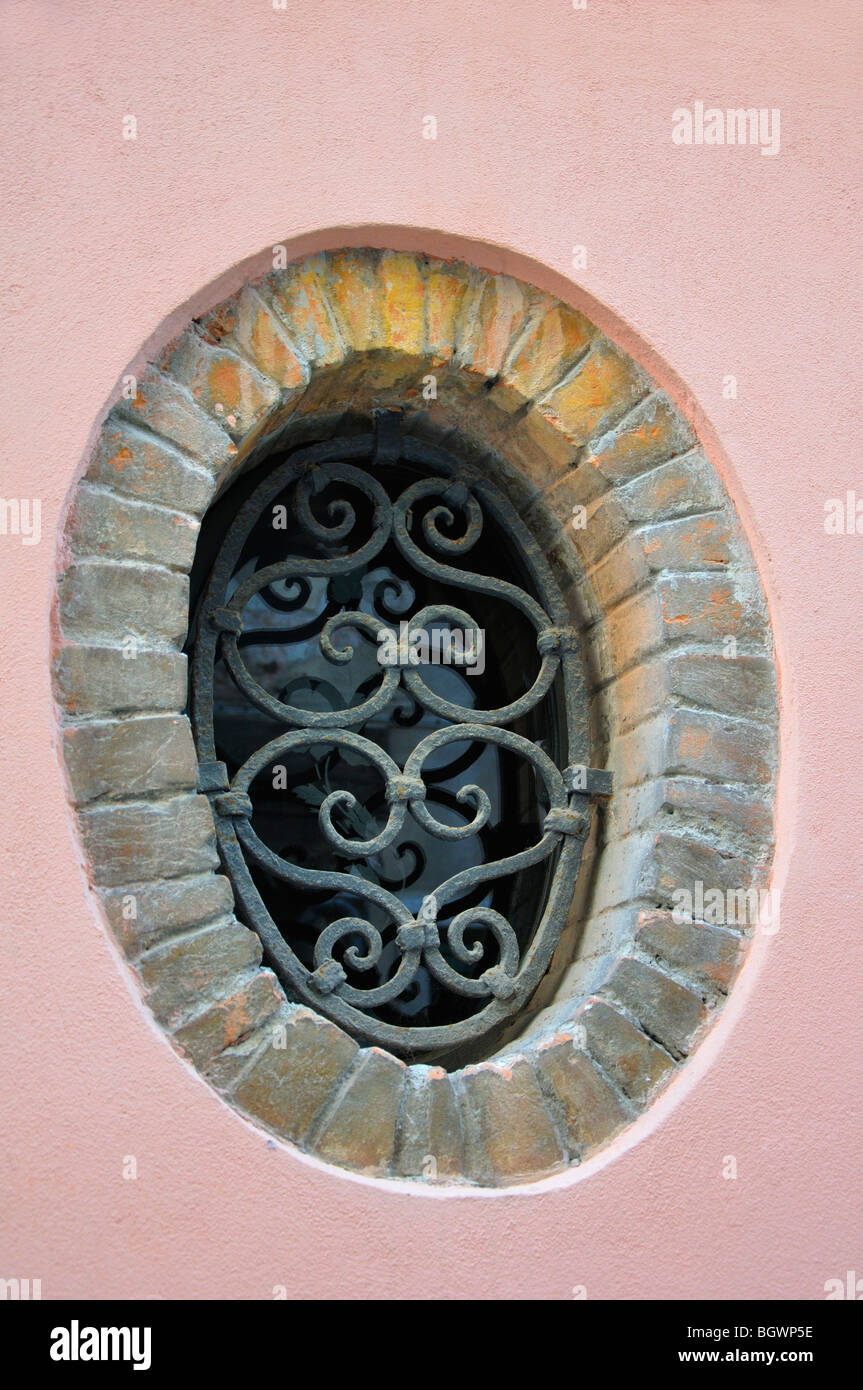 Venice round window hi-res stock photography and images - Alamy
