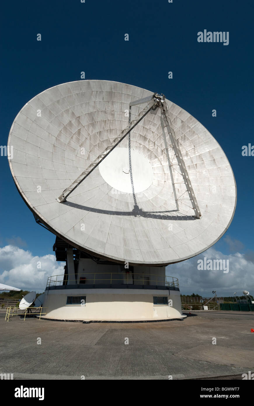 Huge Earth Station Satellite transmission dish Stock Photo - Alamy