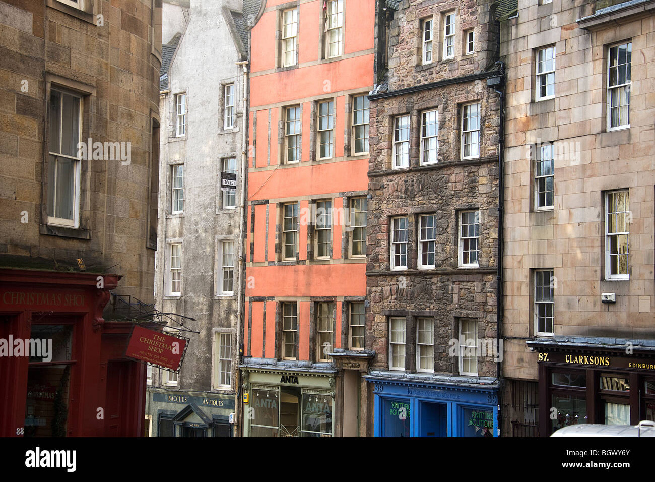 Edinburgh historic buildings hi-res stock photography and images - Alamy