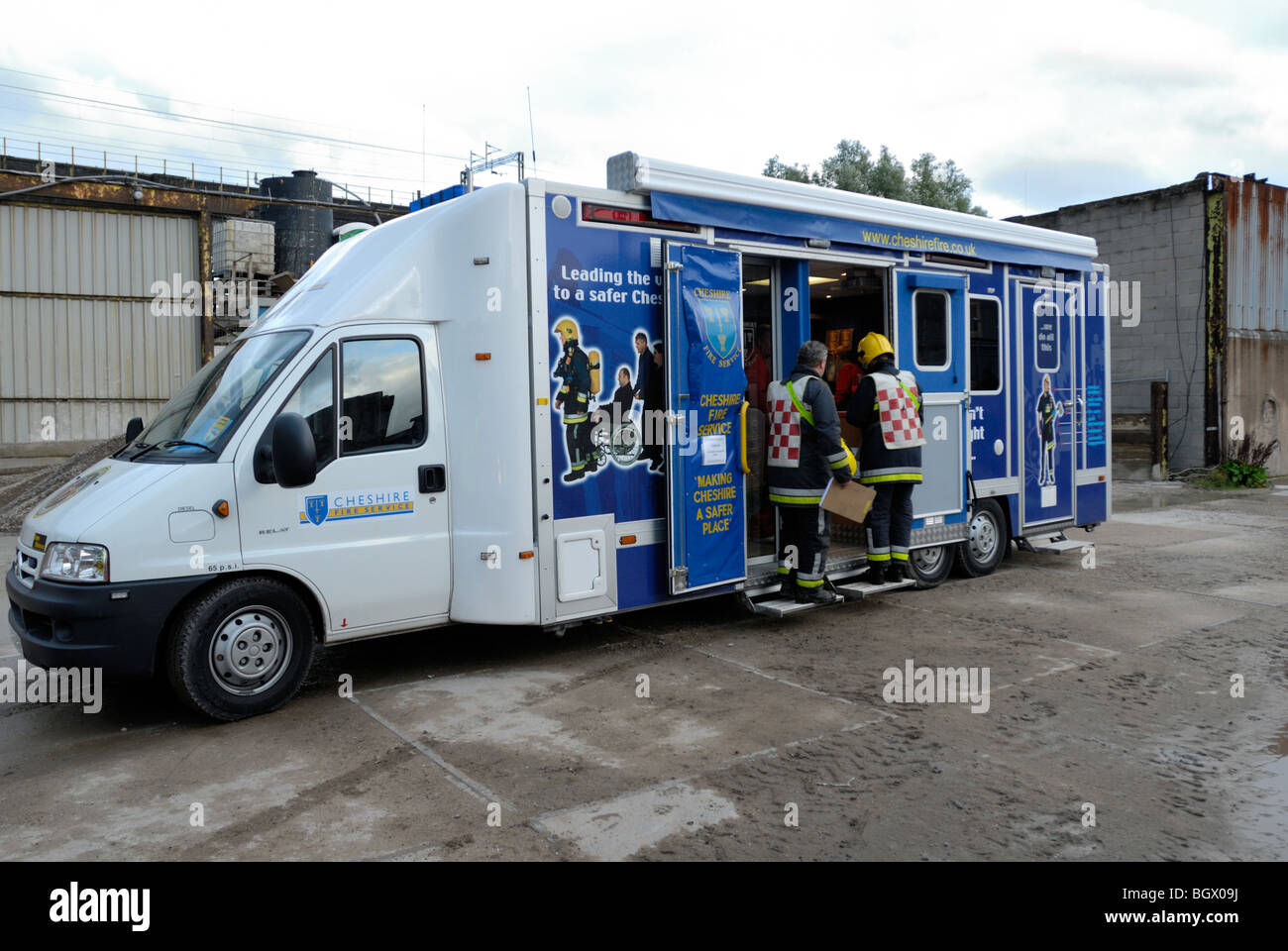 Fire service mobile command unit Stock Photo - Alamy