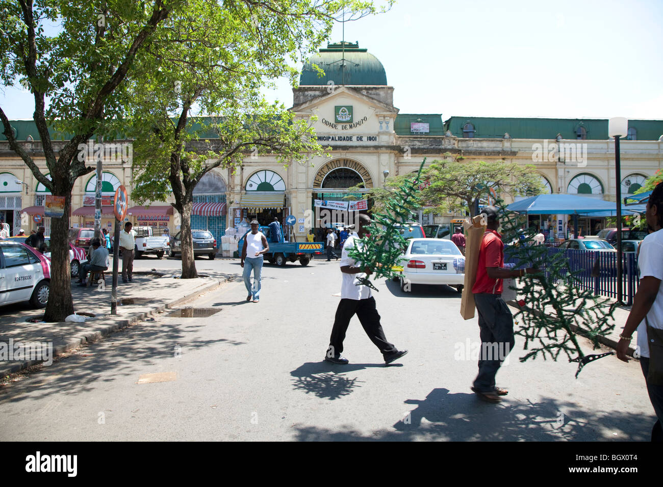 Mercado central maputo mozambique hi-res stock photography and images ...