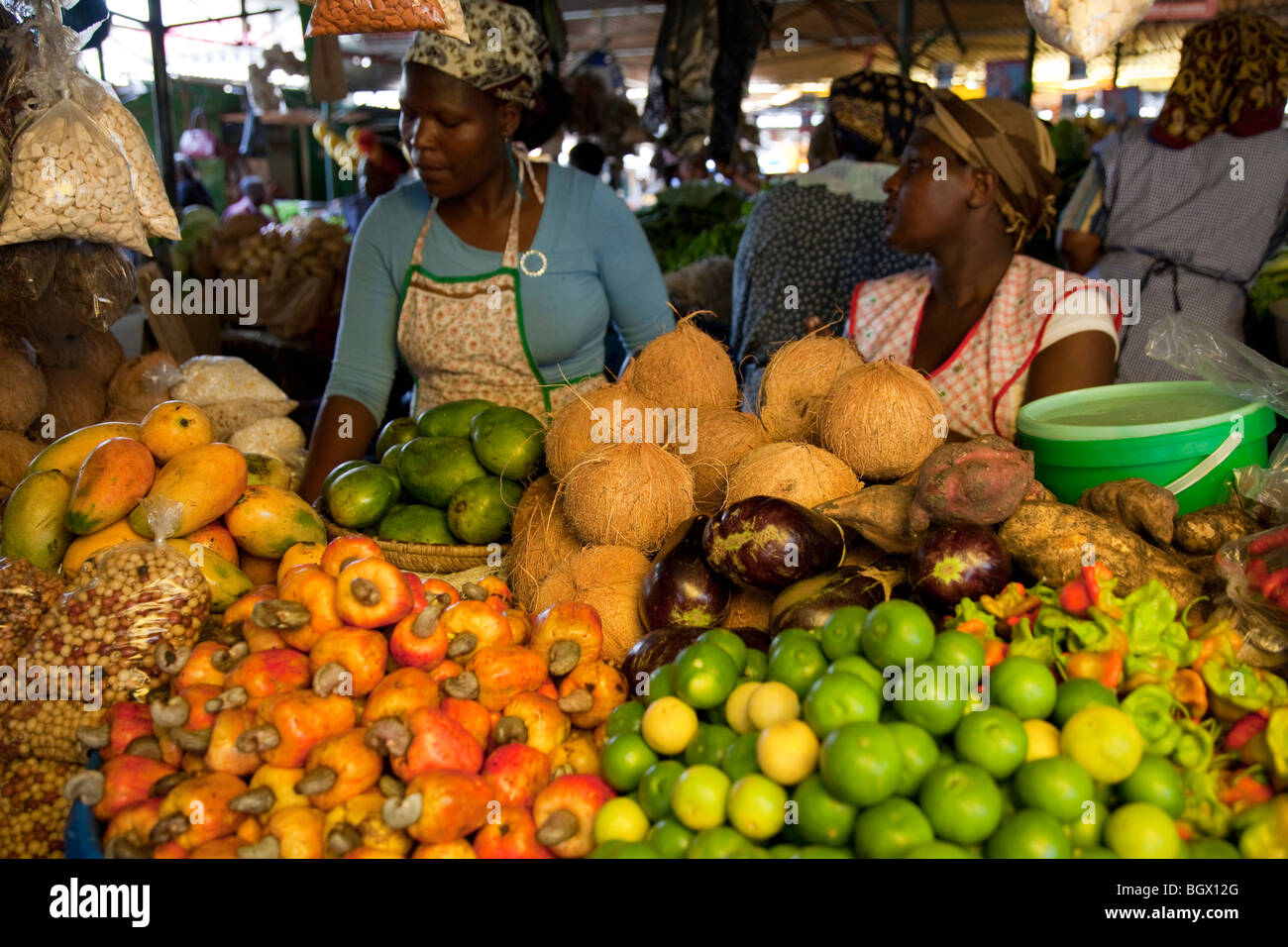 Africa mozambique fruit hi-res stock photography and images - Alamy