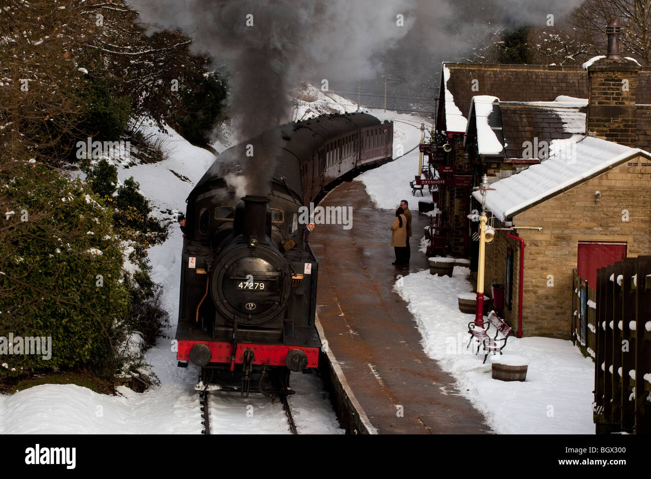 Yorkshire haworth station train High Resolution Stock Photography and ...