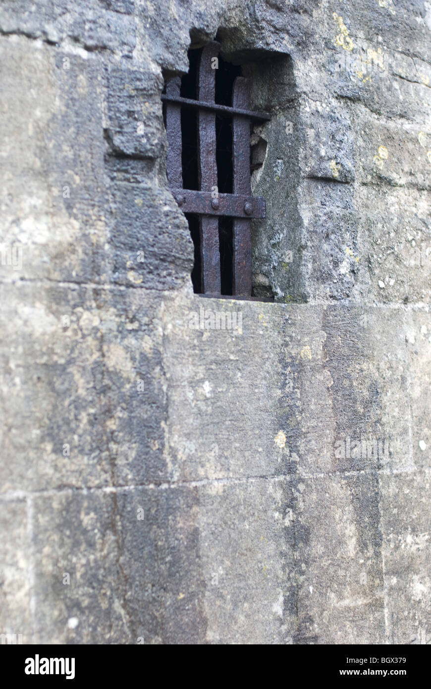 Iron bars window hi-res stock photography and images - Alamy