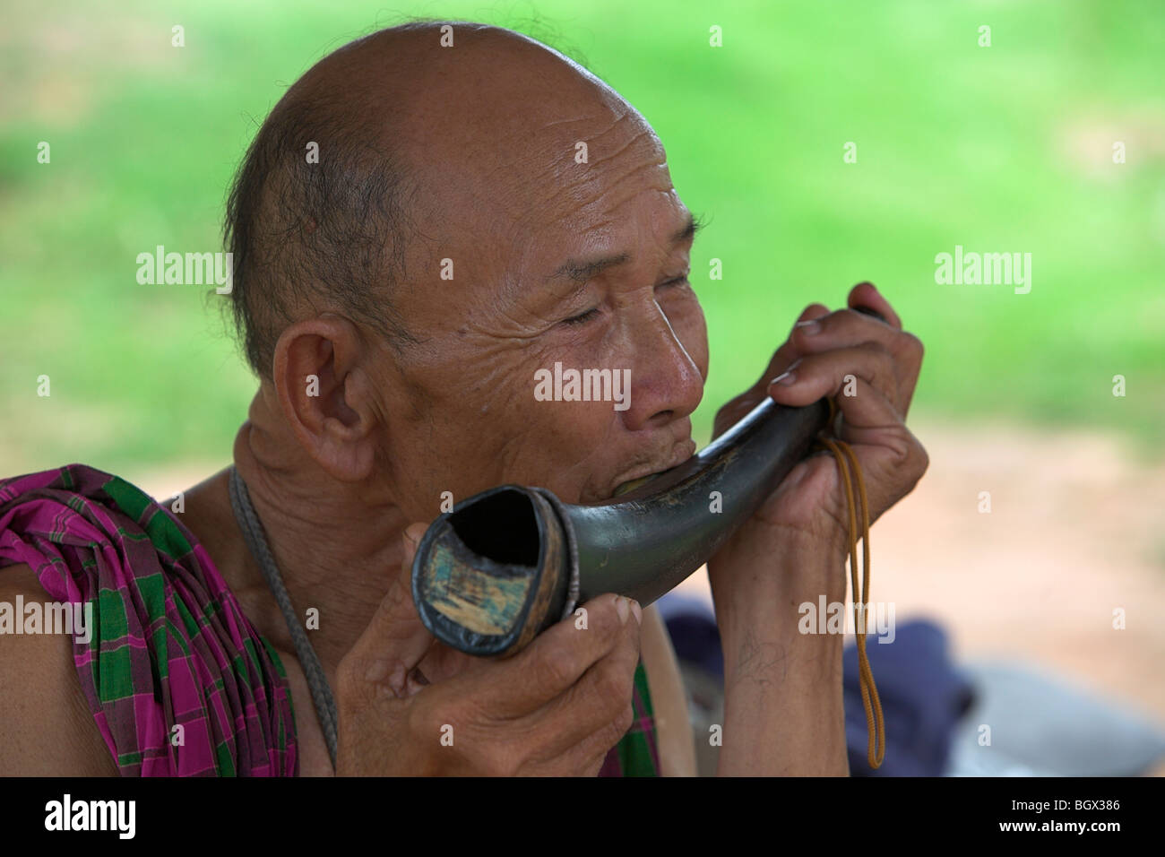 Thai music instrument hi-res stock photography and images - Alamy