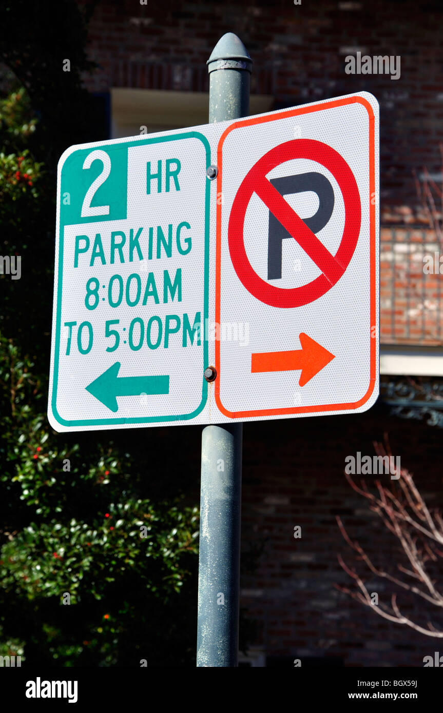 Parking sing, USA Stock Photo - Alamy