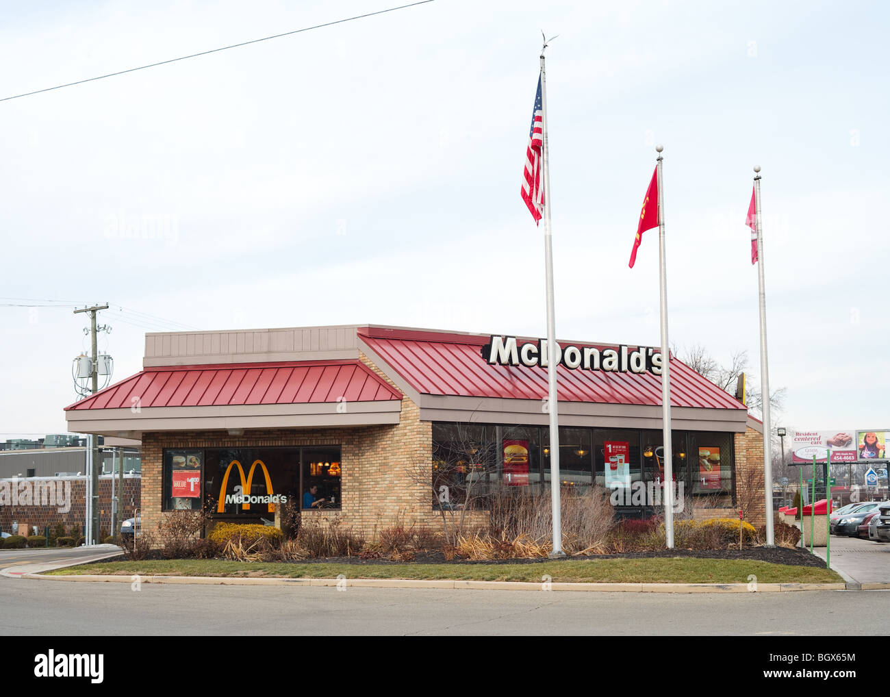 Mcdonalds mcdonald's restaurant fast food hi-res stock photography and ...