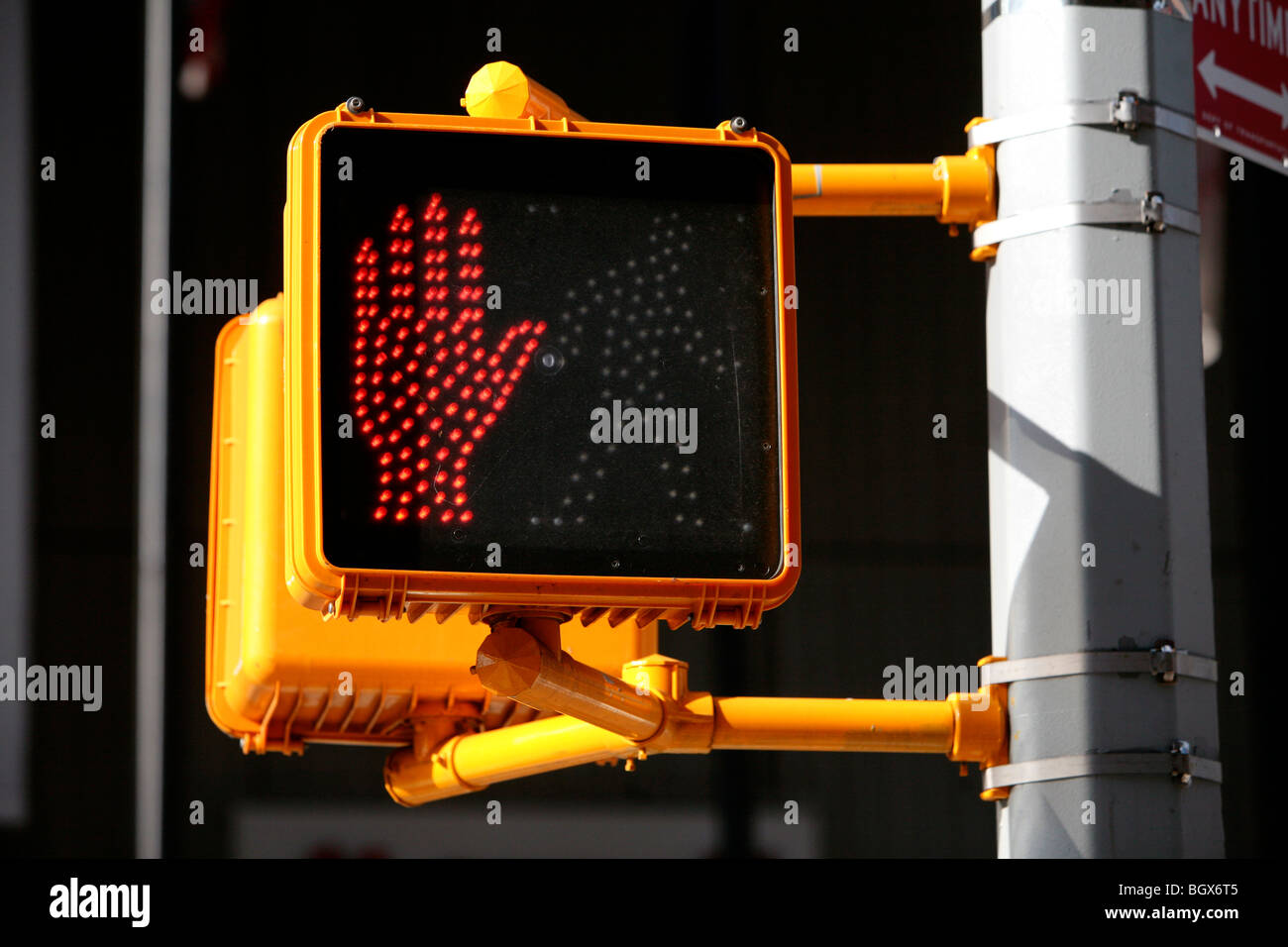 Yellow signal hi-res stock photography and images - Alamy