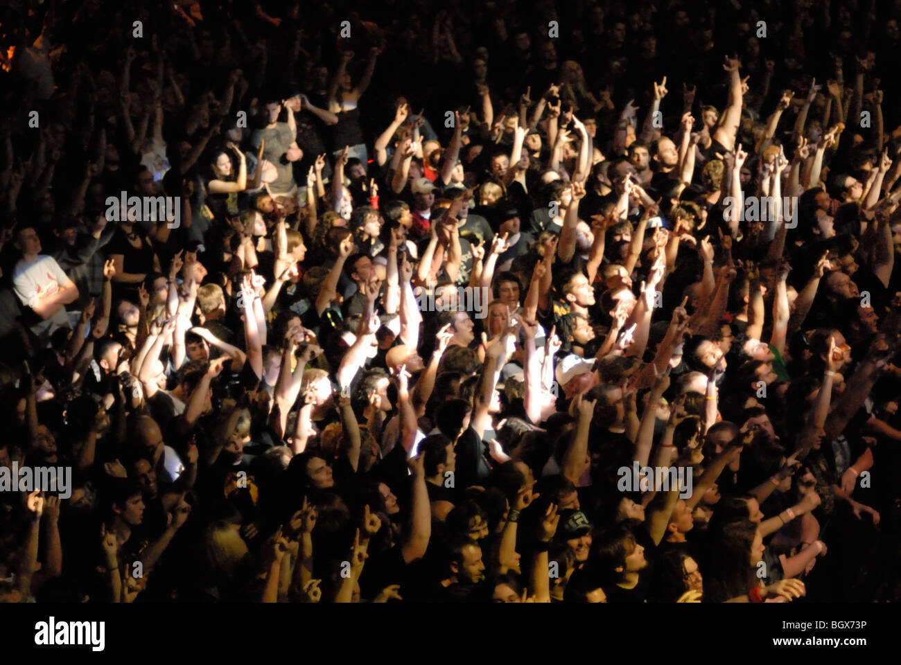 Heavy metal fans rock concert hi-res stock photography and images - Alamy