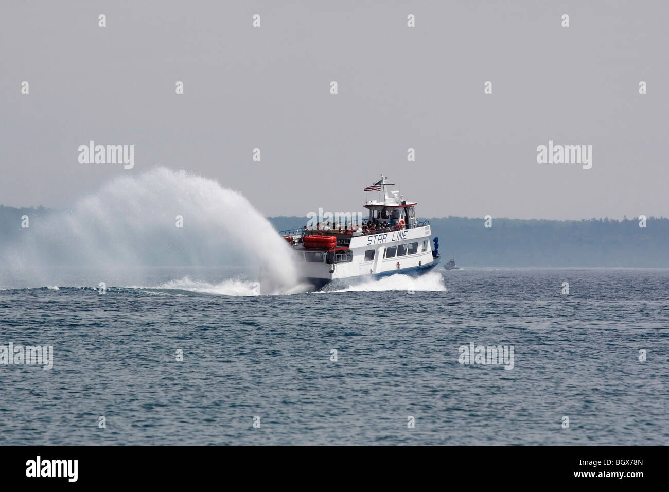 Ferry boat pier hi-res stock photography and images - Alamy