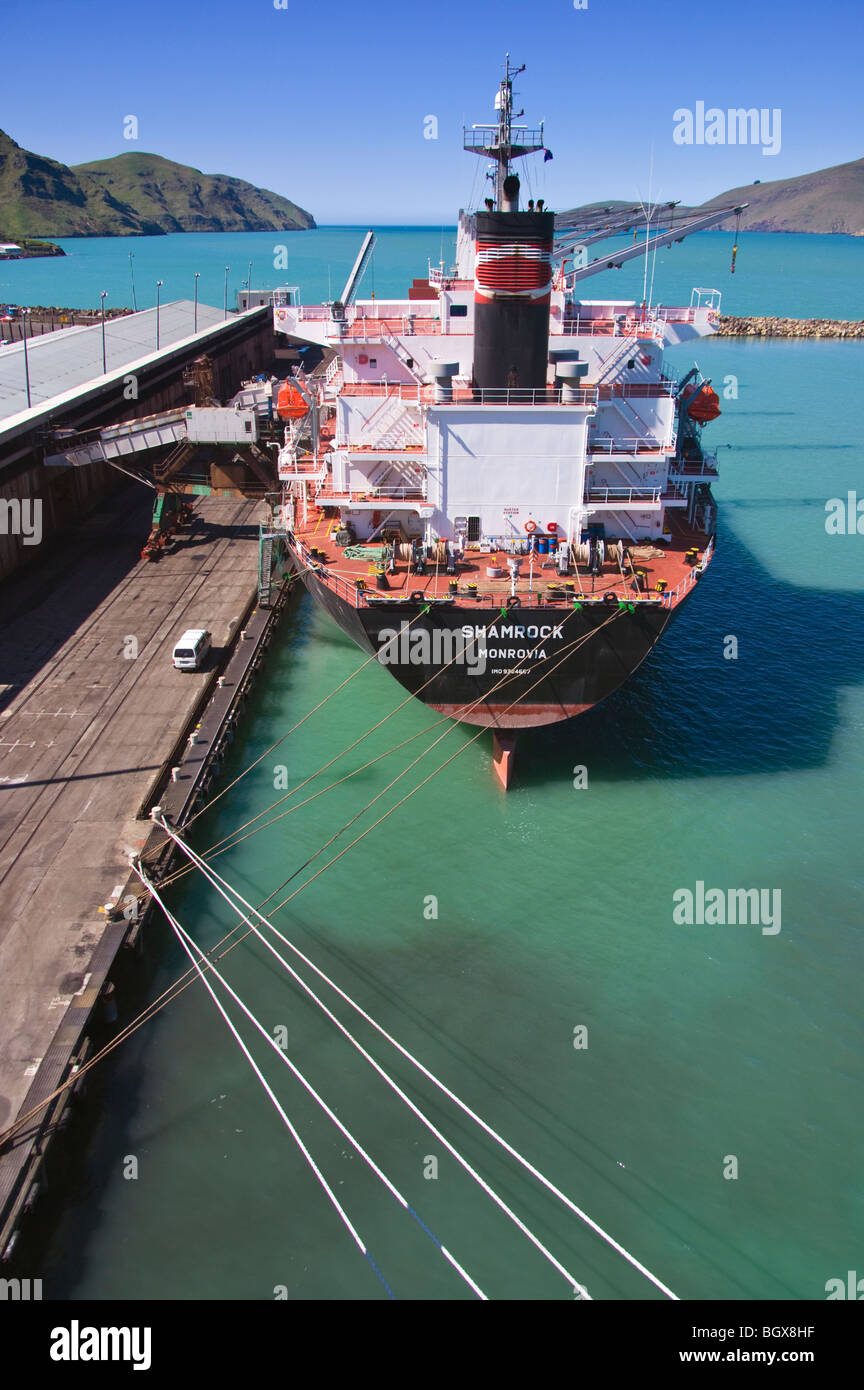 Bulk Carrier Cargo Ship Stock Photos & Bulk Carrier Cargo Ship Stock ...