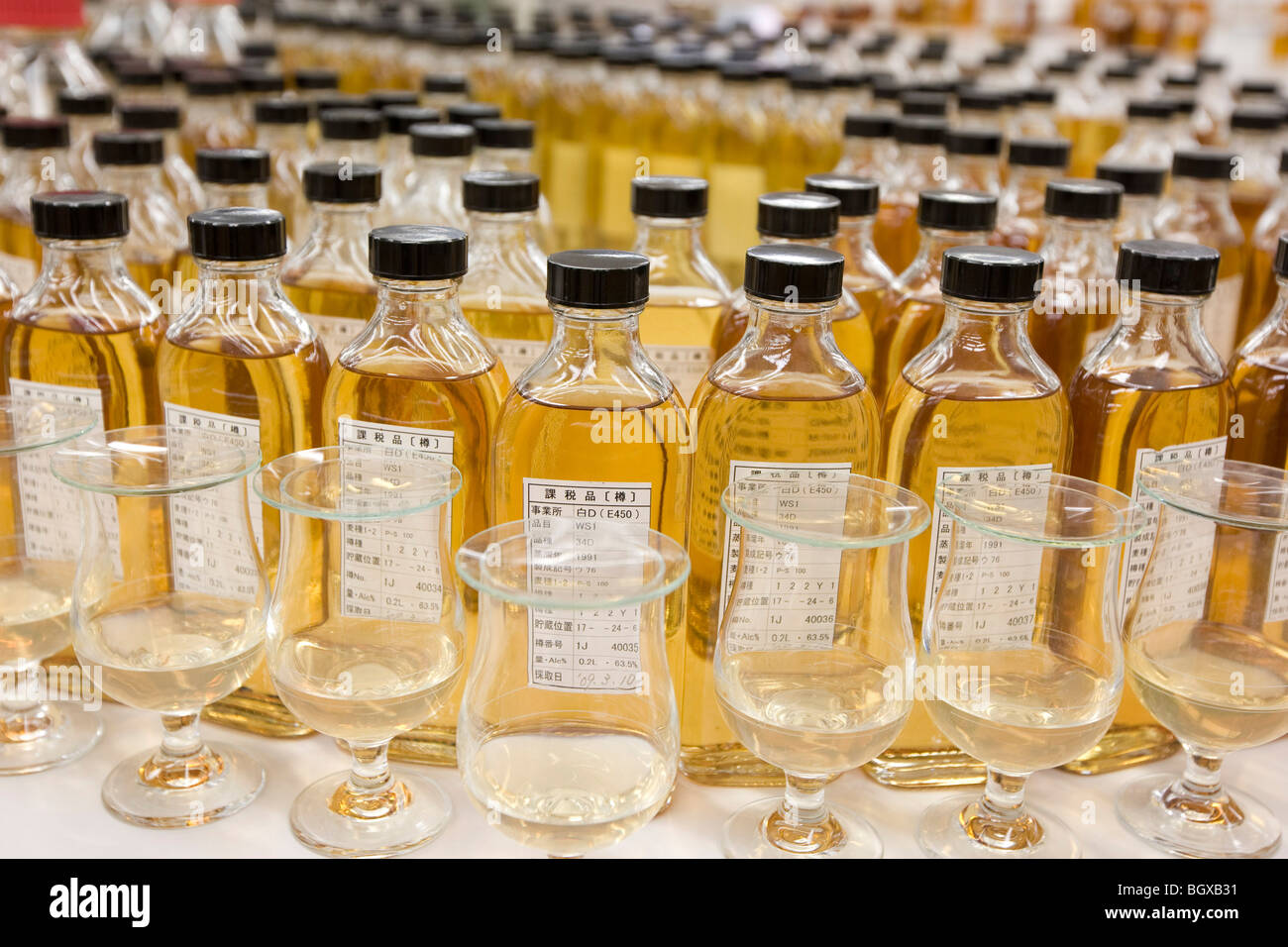 Whisky samples hi-res stock photography and images - Alamy