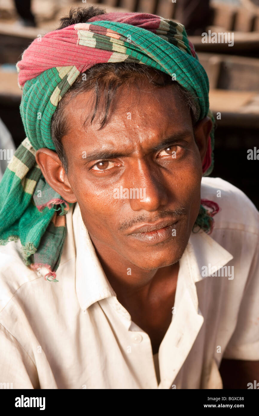 Bangladesh man hi-res stock photography and images - Alamy