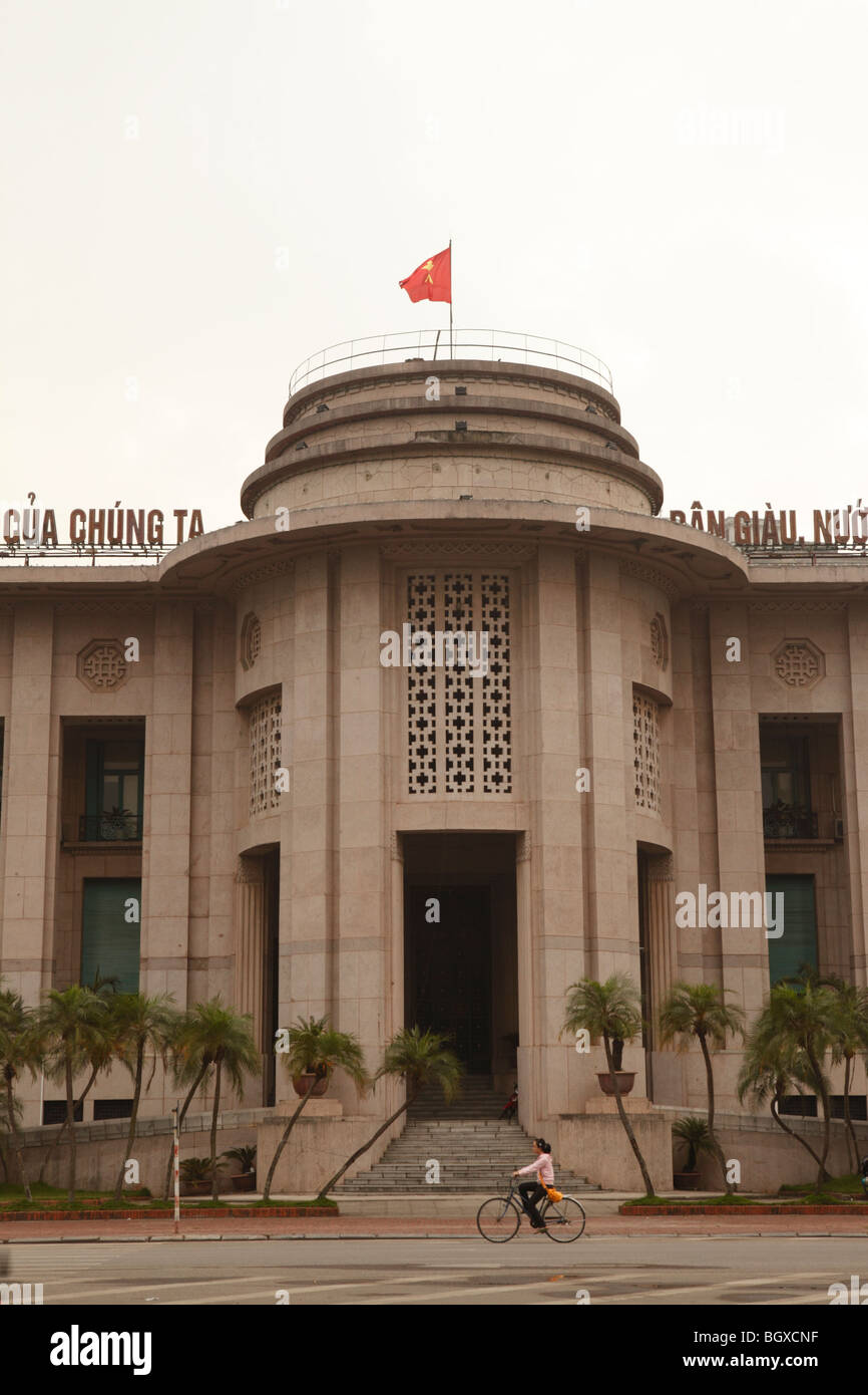 State bank of Vietnam - Hanoi Stock Photo - Alamy