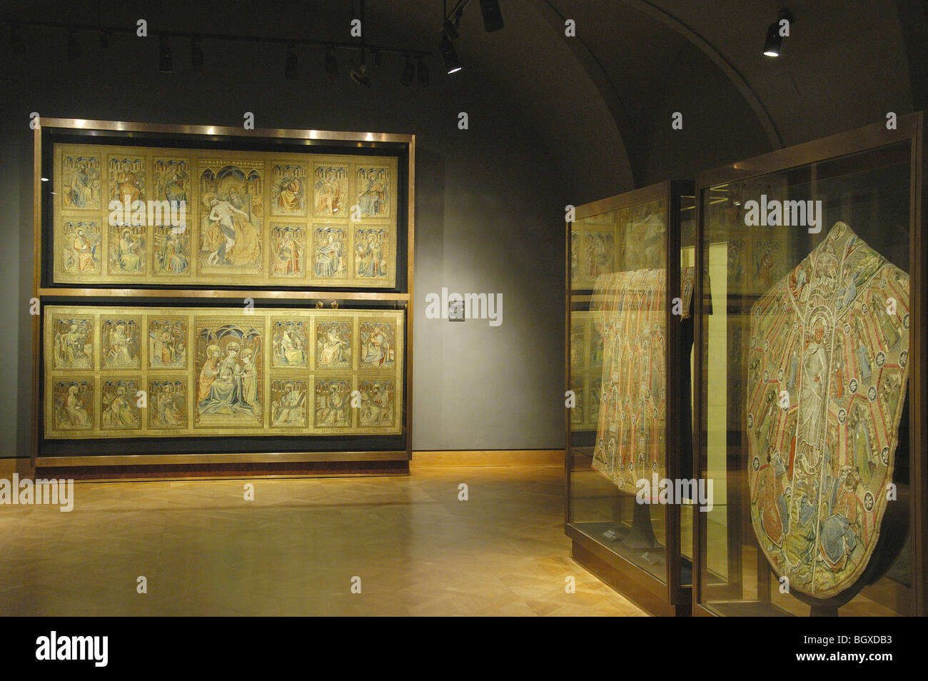 Medieval treasury hi-res stock photography and images - Alamy