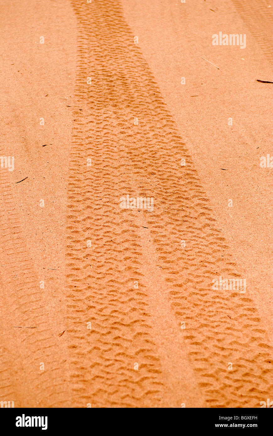 Skid marks in the sand hi-res stock photography and images - Alamy