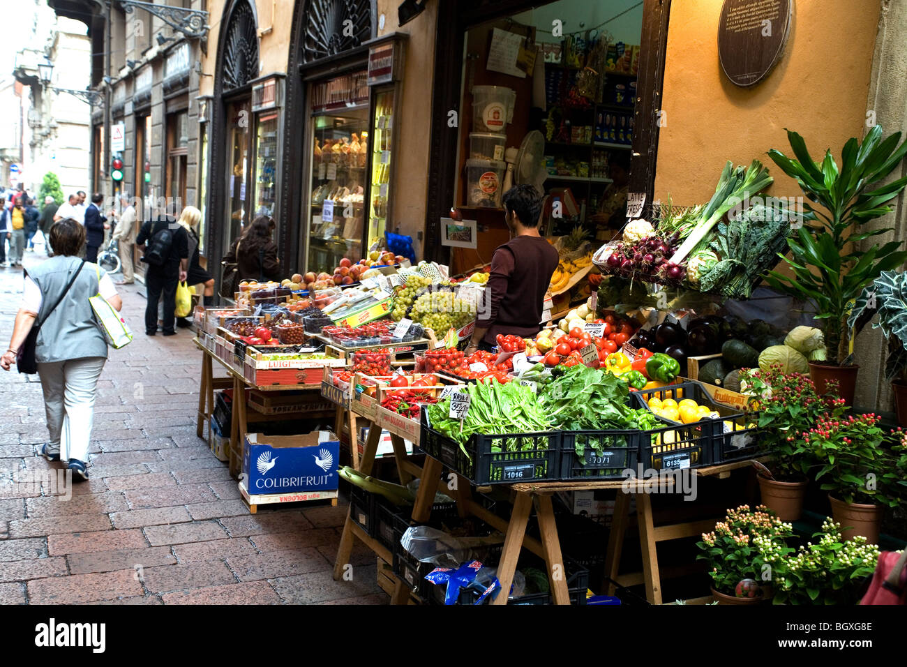Fruit merchant stall hi-res stock photography and images - Alamy