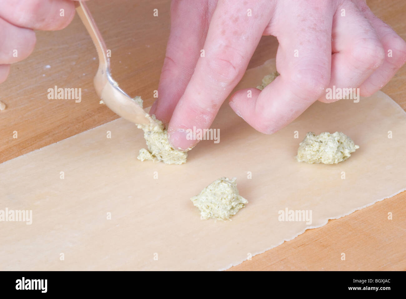 Put hand out hi-res stock photography and images - Alamy
