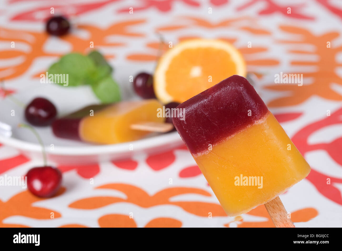 Red and yellow lolly hi-res stock photography and images - Alamy