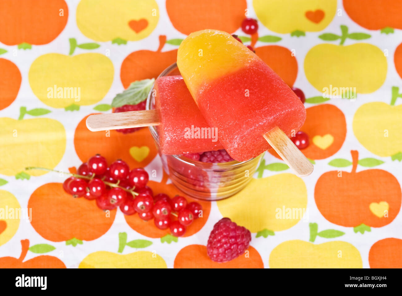 Raspberry pile hi-res stock photography and images - Alamy