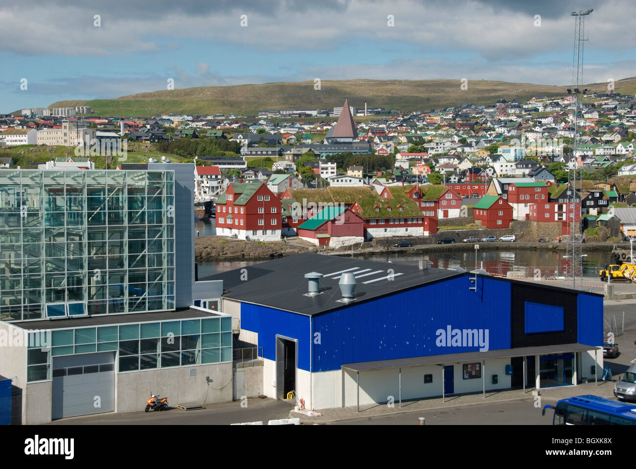 City view and harbour hi-res stock photography and images - Alamy