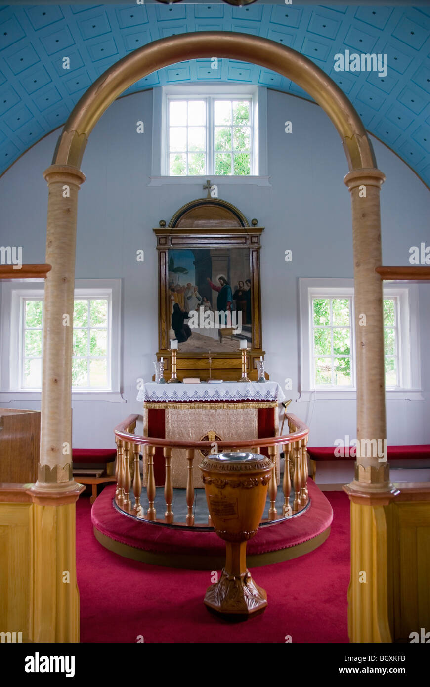 Wooden altars hi-res stock photography and images - Alamy