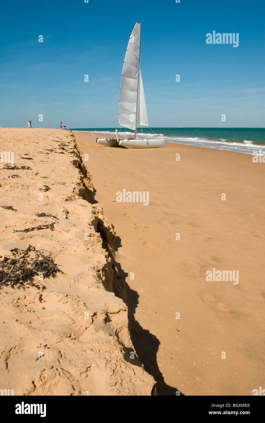 Catamaran beach hi-res stock photography and images - Alamy