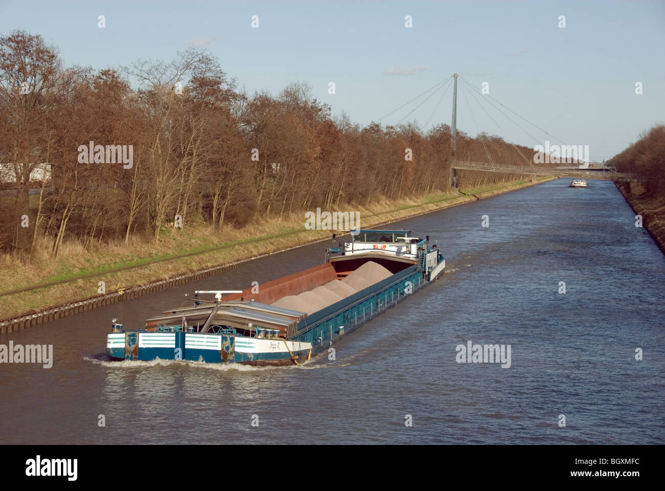 Midland canal hi-res stock photography and images - Alamy