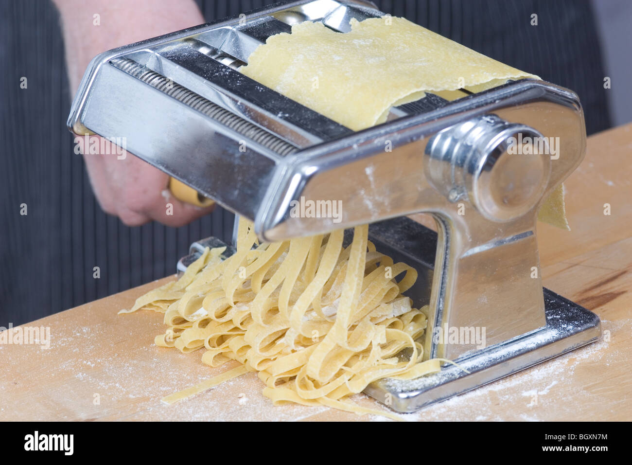 Pasta machine hi-res stock photography and images - Alamy
